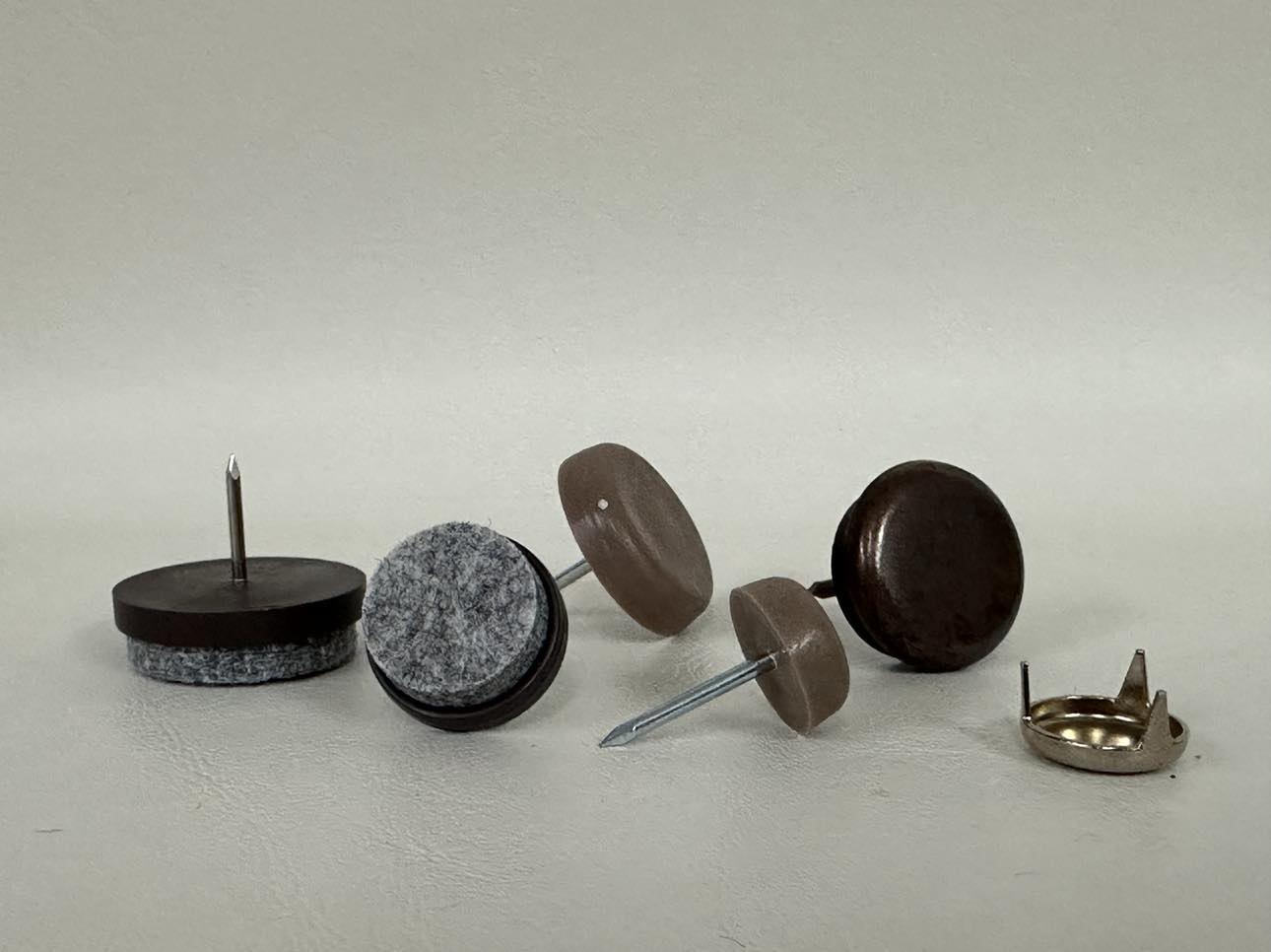 Upholstery Supplies - AUTOMOTIVE J-CLIPS